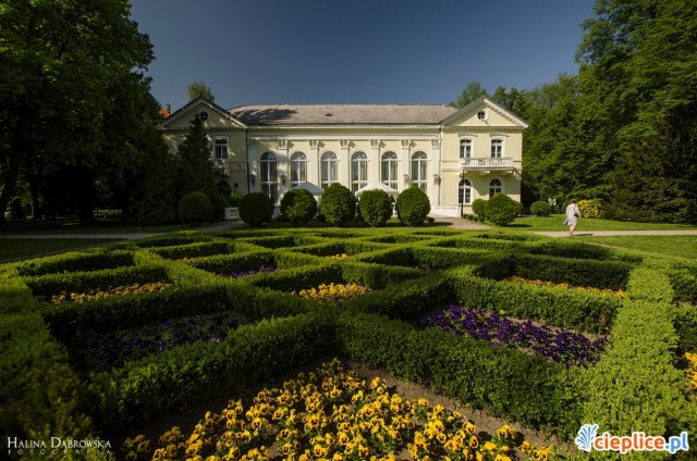 Cieplice - noclegi, atrakcje, gastronomia. Zapraszamy na wczasy w ...